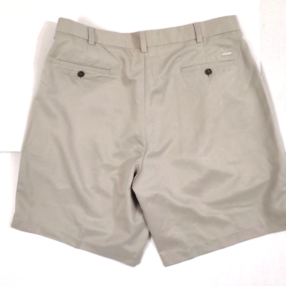 Izod | Shorts | Izod Men Tag Shorts 34wx9l Zipper Front Back Pockets Beige | Poshmark